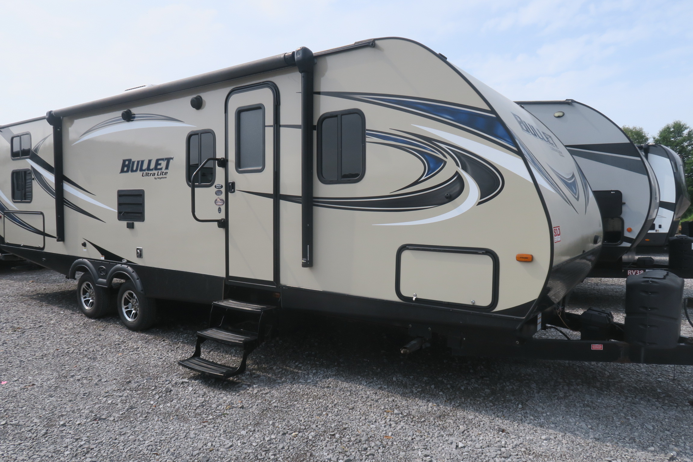 USED 2017 BULLET 287QBS - Overview | Berryland Campers
