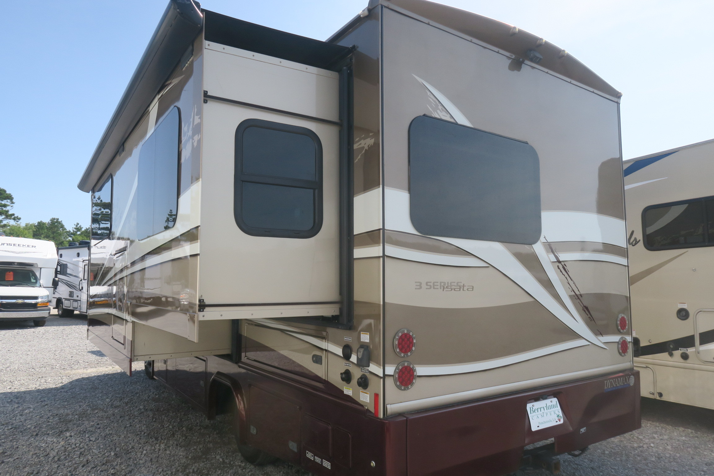 USED 2018 ISATA 3 24FW - Overview | Berryland Campers