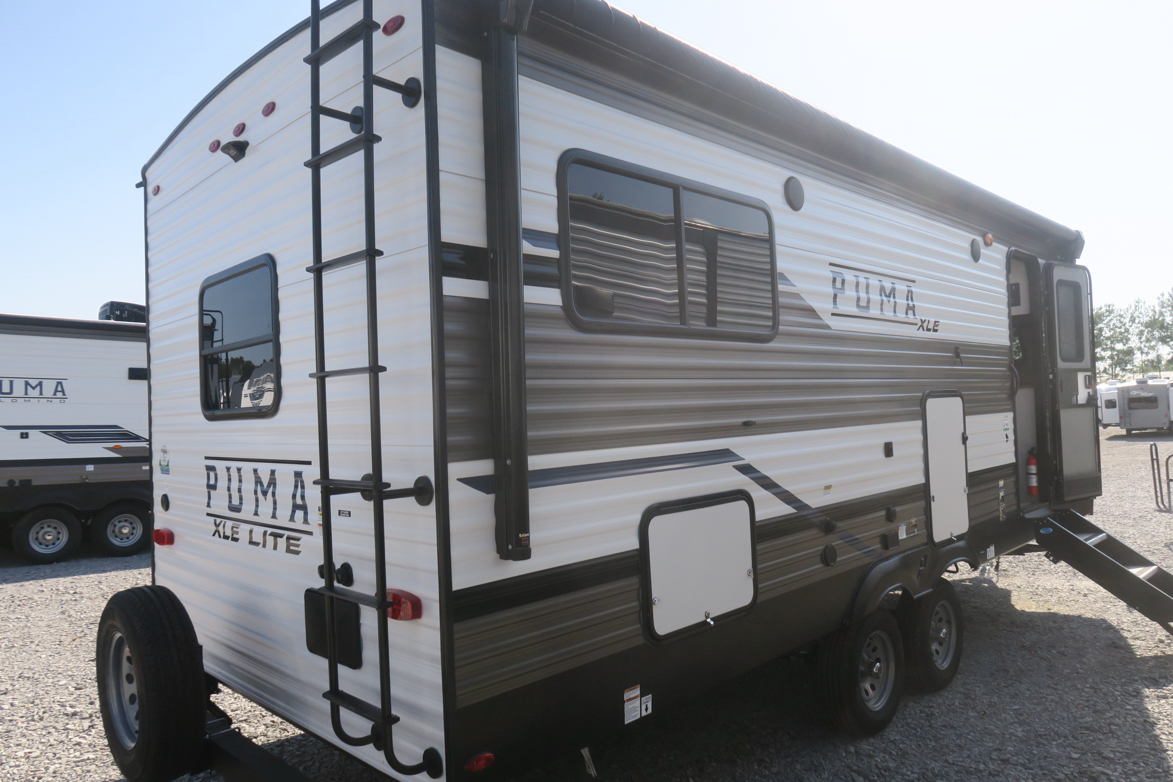 NEW 2024 PUMA XLE LITE 22FKC - Overview | Berryland Campers