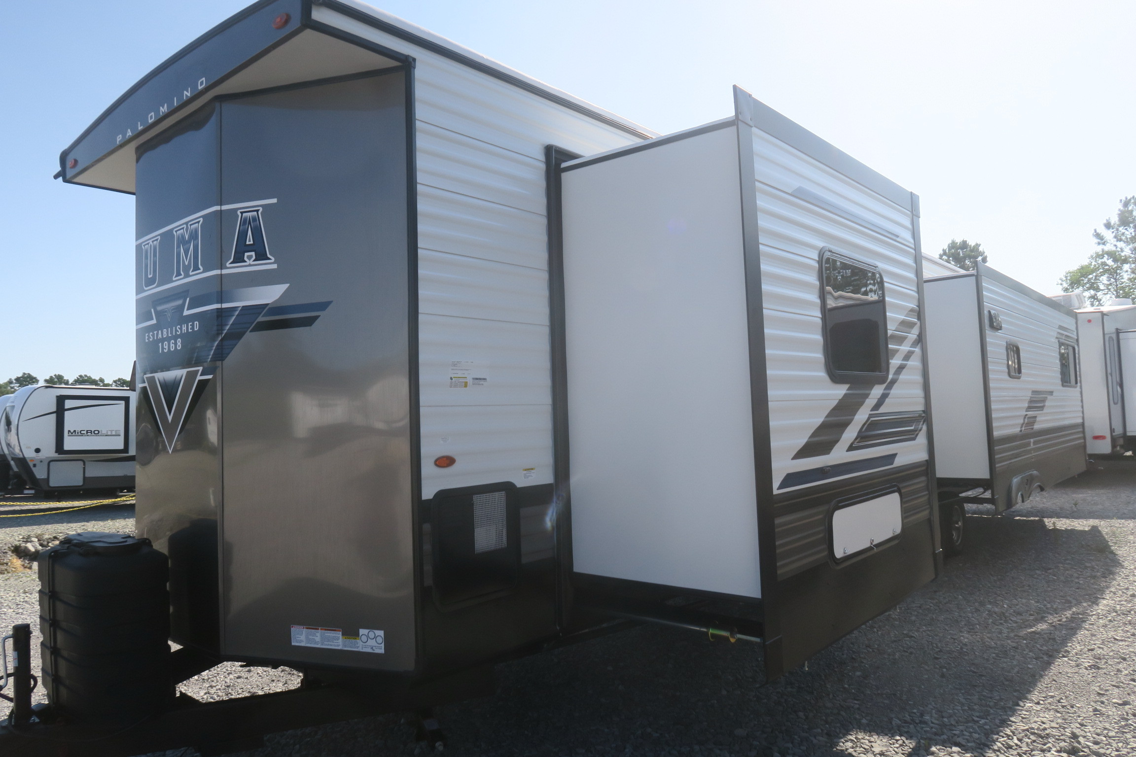 NEW 2023 PUMA DESTINATION 38DEN - Overview | Berryland Campers