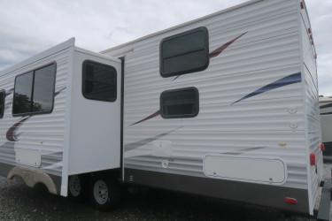 USED 2012 PUMA 30KDB - Overview | Berryland Campers
