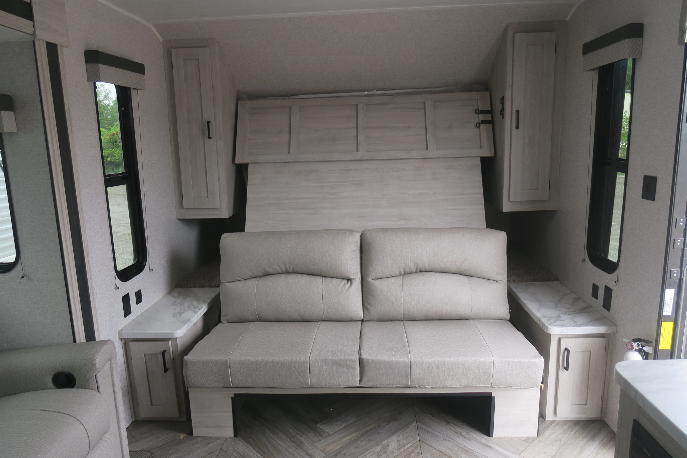 NEW 2023 DELLA TERRA 180MB - Overview | Berryland Campers