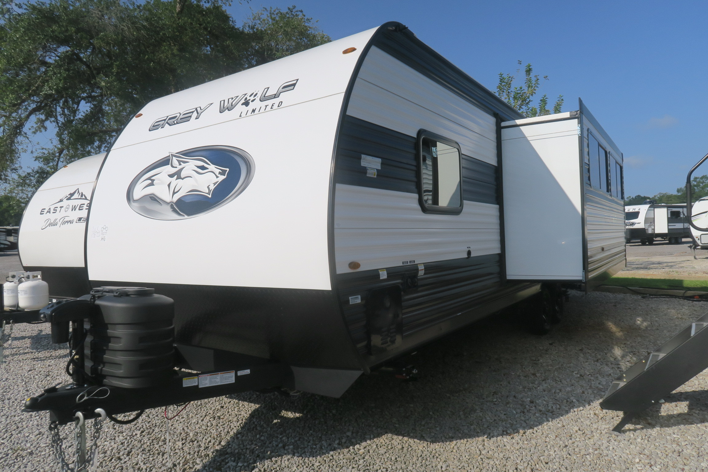NEW 2024 CHEROKEE GREY WOLF 26LK - Overview | Berryland Campers