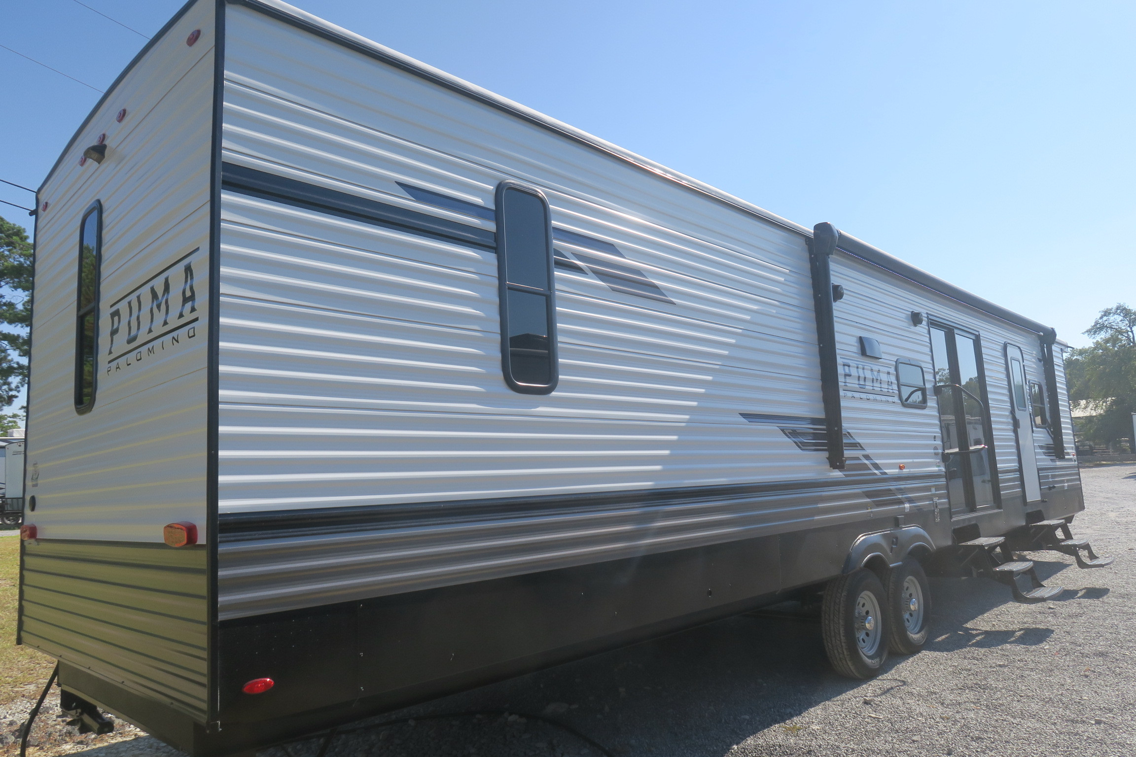 NEW 2024 PUMA DESTINATION 39DBT - Overview | Berryland Campers