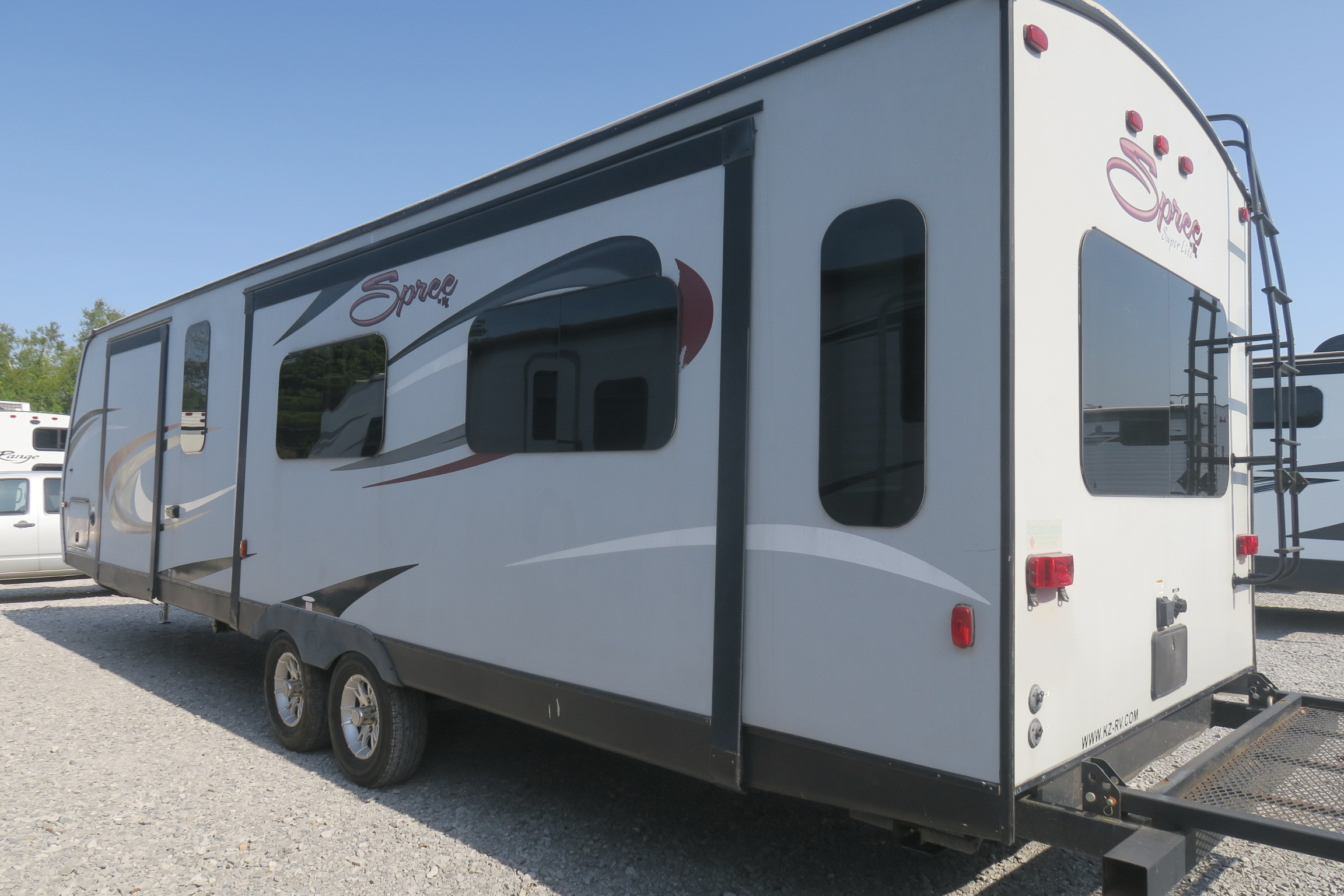 USED 2015 SPREE 300RLS - Overview | Berryland Campers