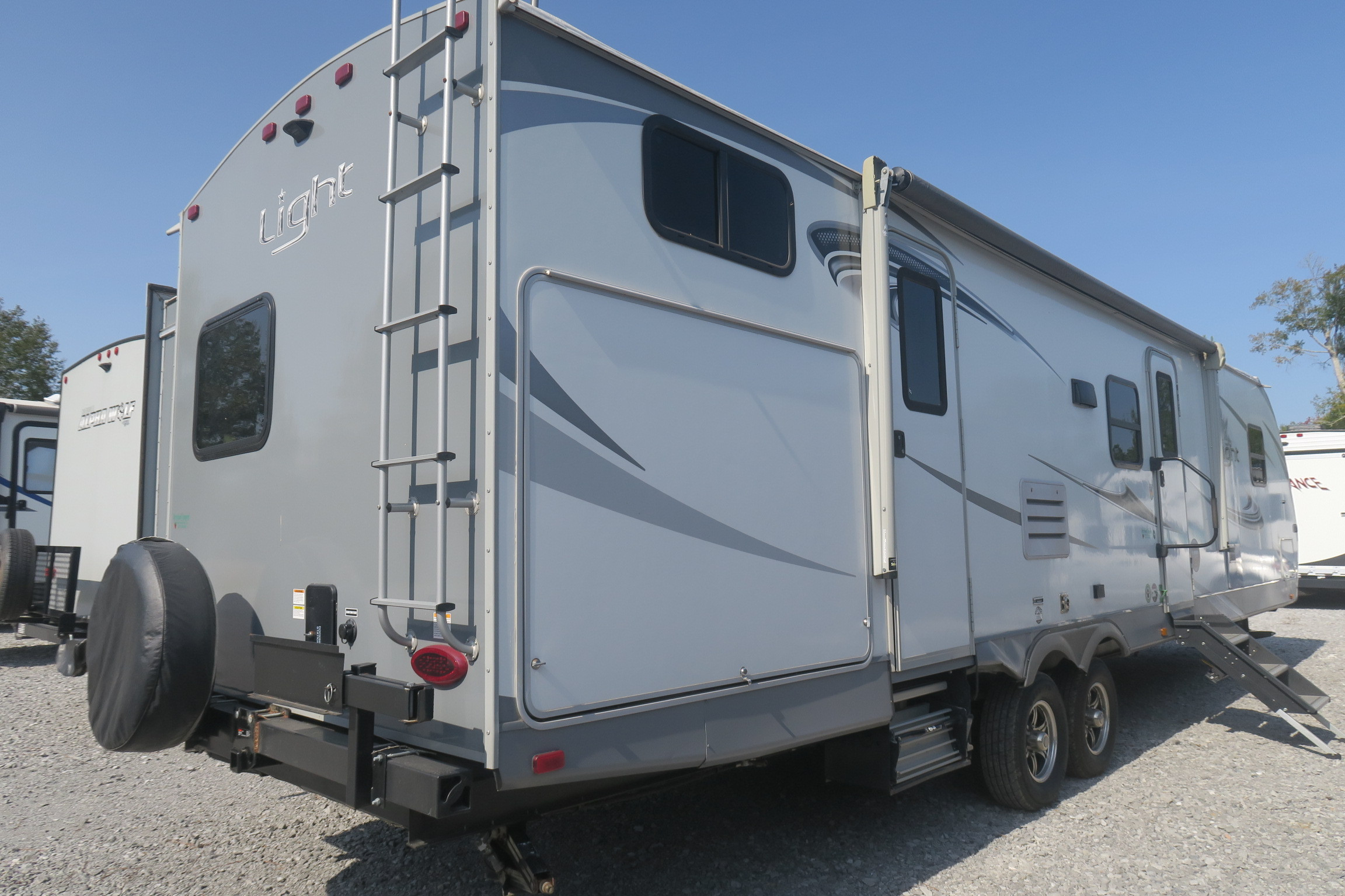 USED 2020 OPEN RANGE LIGHT 331BHS - Overview | Berryland Campers