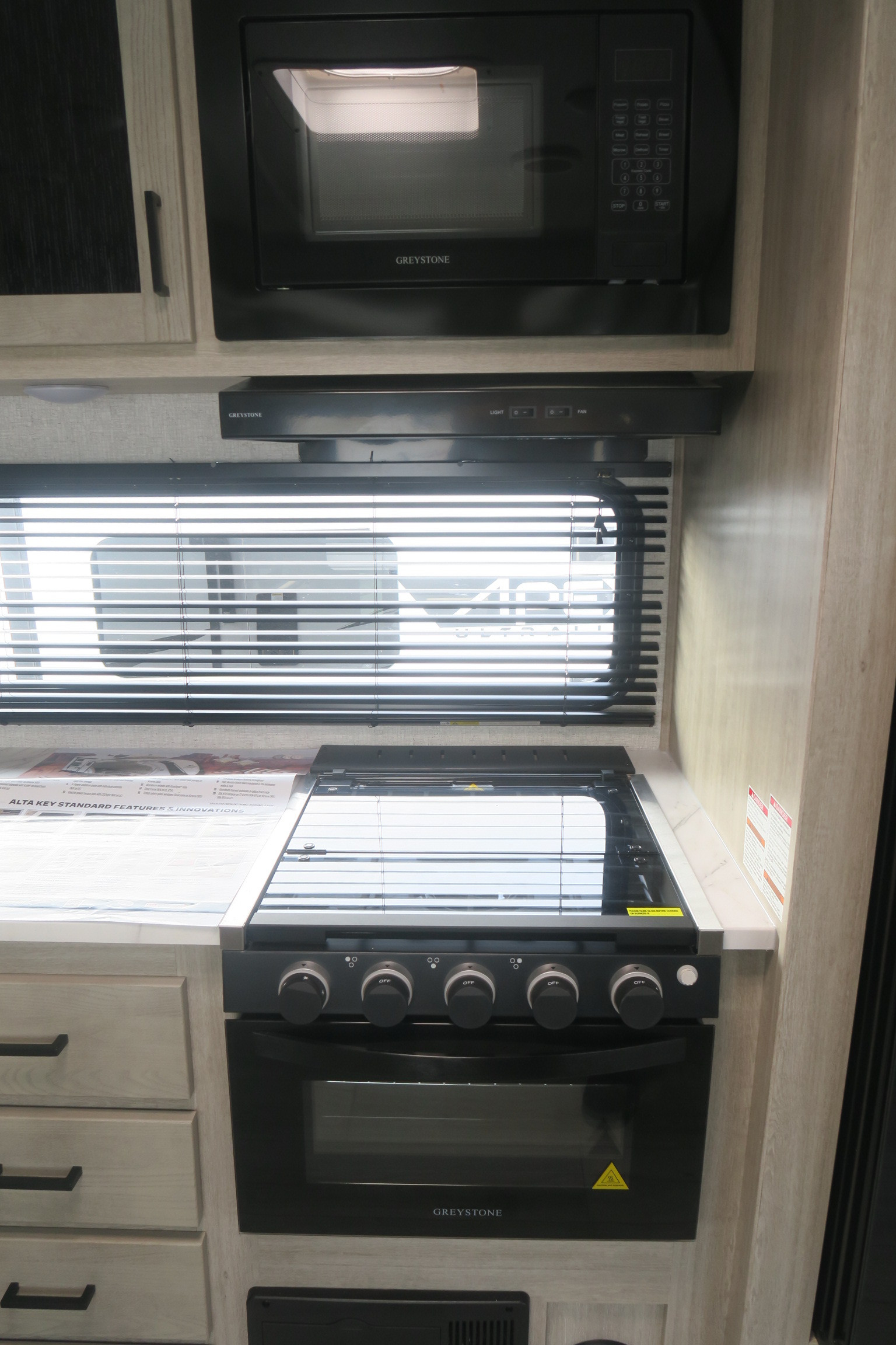 NEW 2024 ALTA 2800KBH - Overview | Berryland Campers