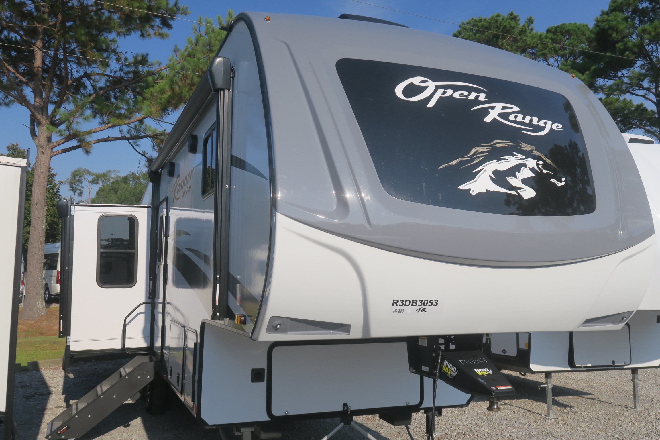 NEW 2024 OPEN RANGE ROAMER 304BHS - Overview | Berryland Campers