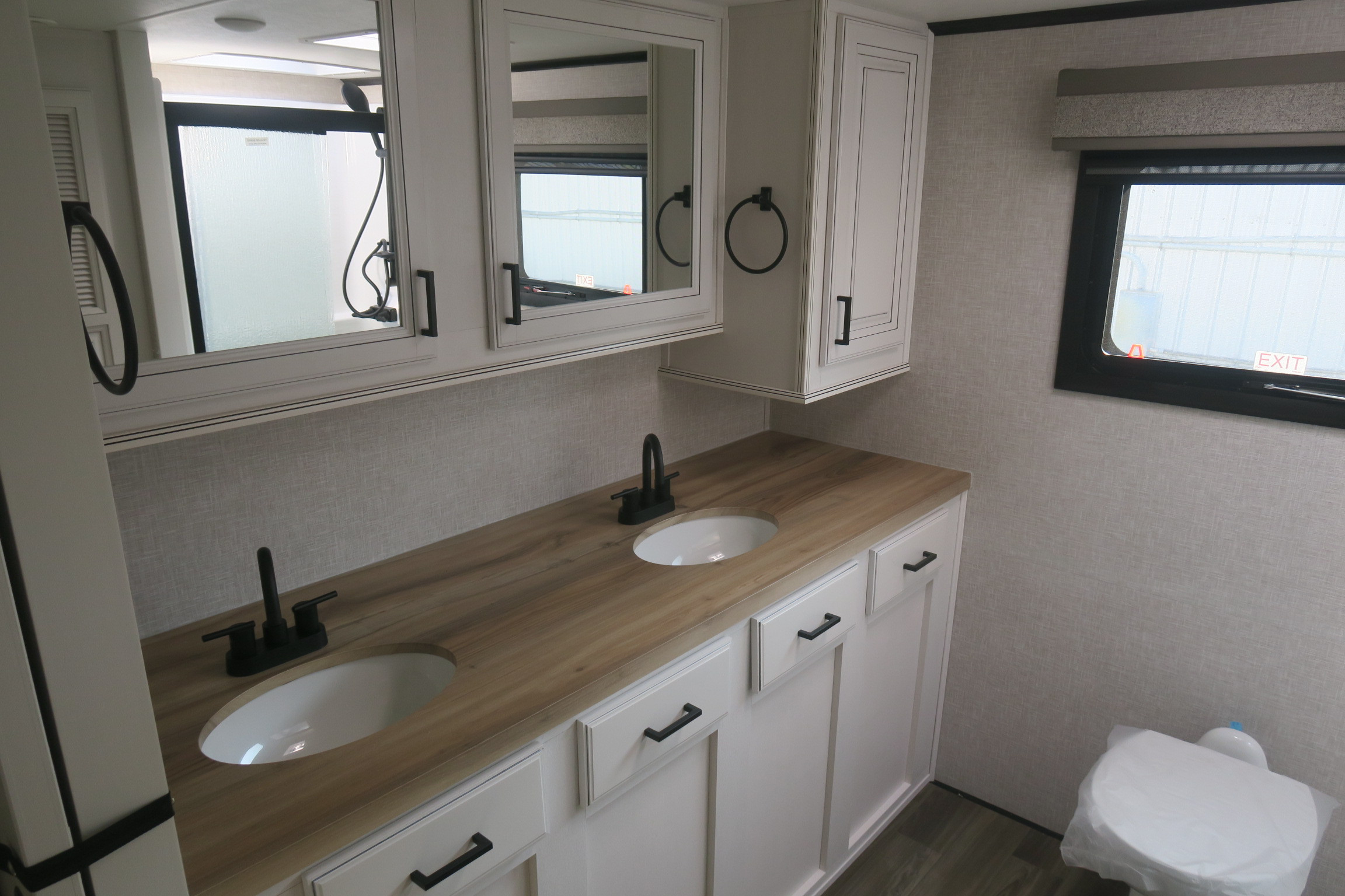 NEW 2024 OPEN RANGE 373RBS - Overview | Berryland Campers