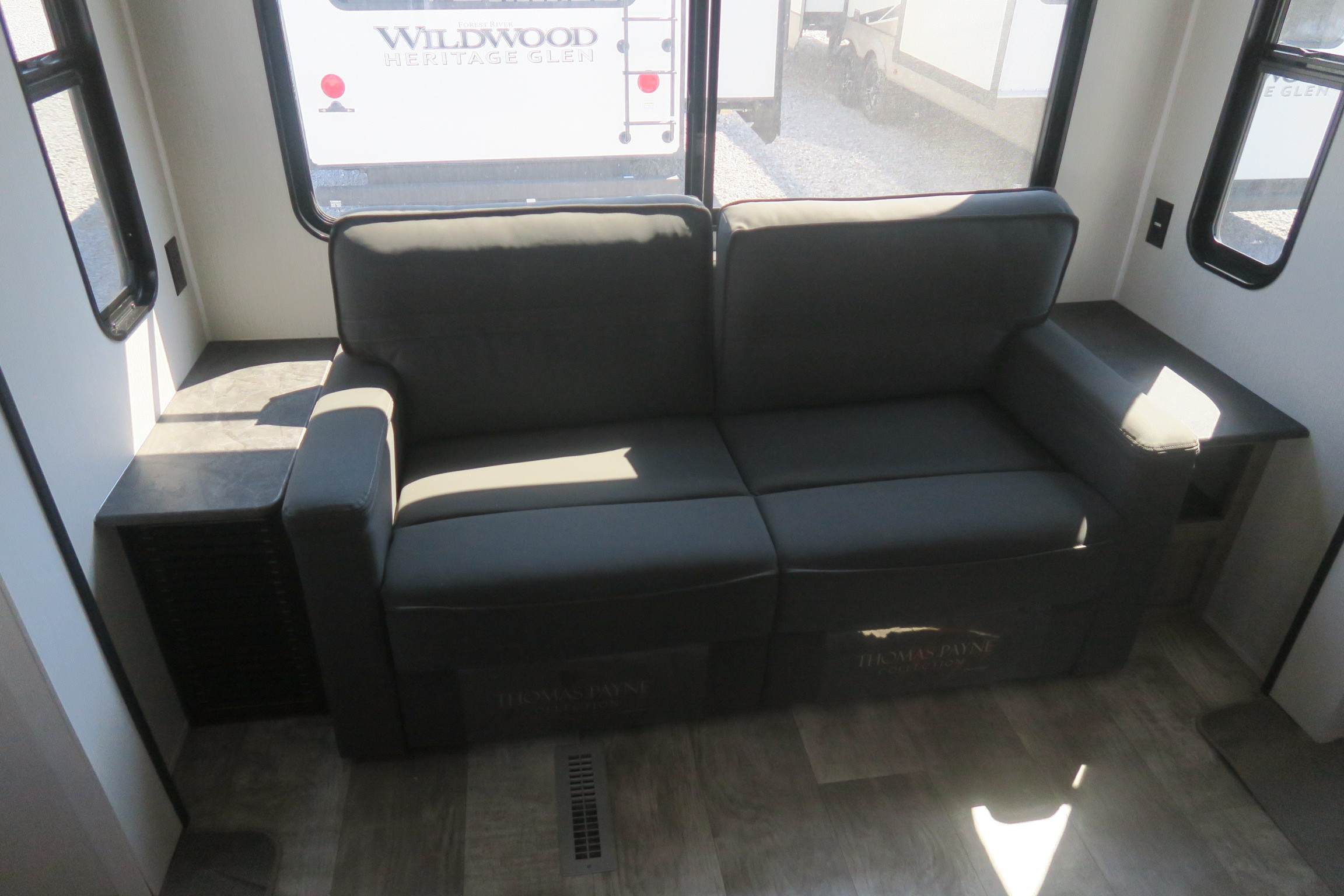 NEW 2024 PUMA DESTINATION 38RLB - Overview | Berryland Campers