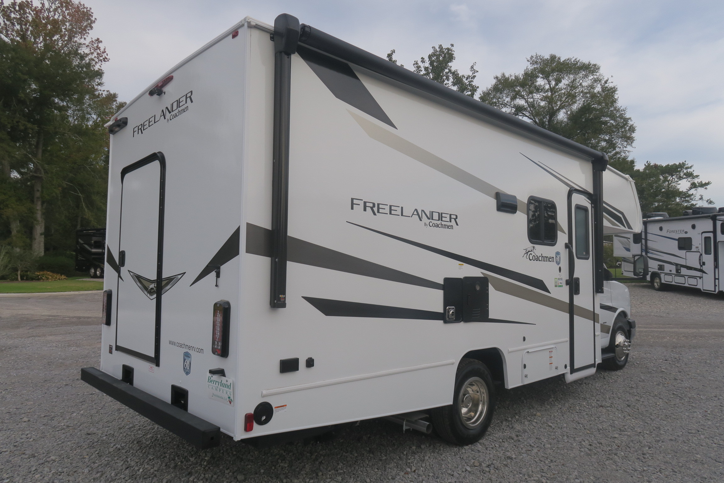 NEW 2024 FREELANDER 22XGC3500 - Overview | Berryland Campers