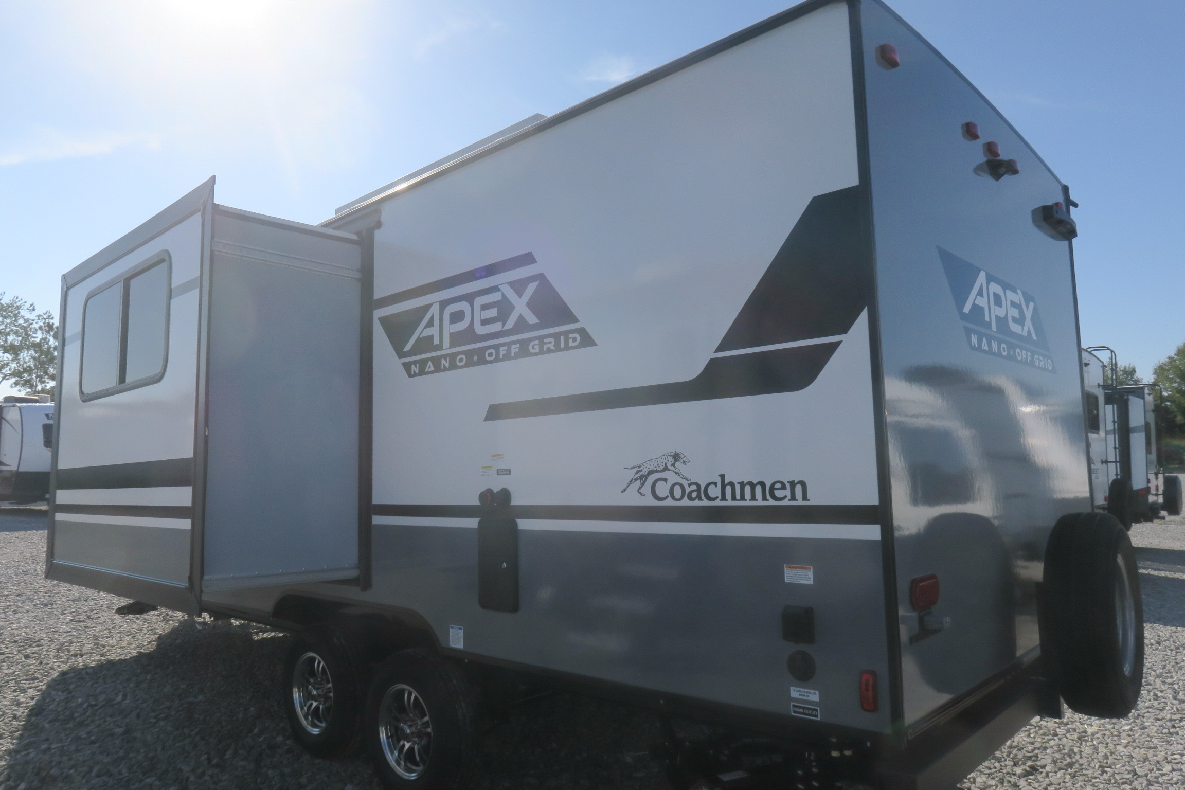 NEW 2024 APEX NANO 208BHS - Overview | Berryland Campers