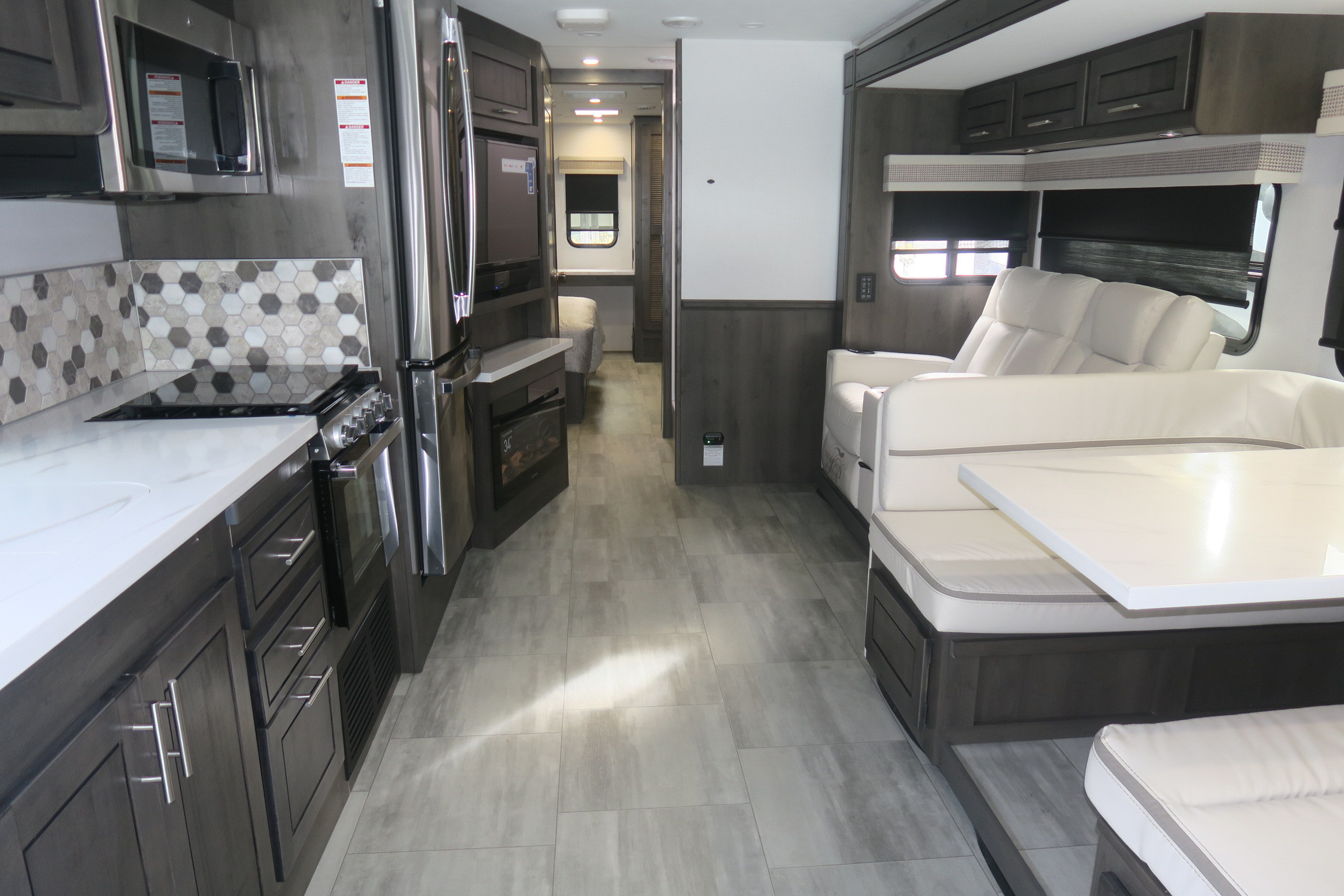 NEW 2024 GEORGETOWN 5 SERIES GT5 34M5 - Overview | Berryland Campers