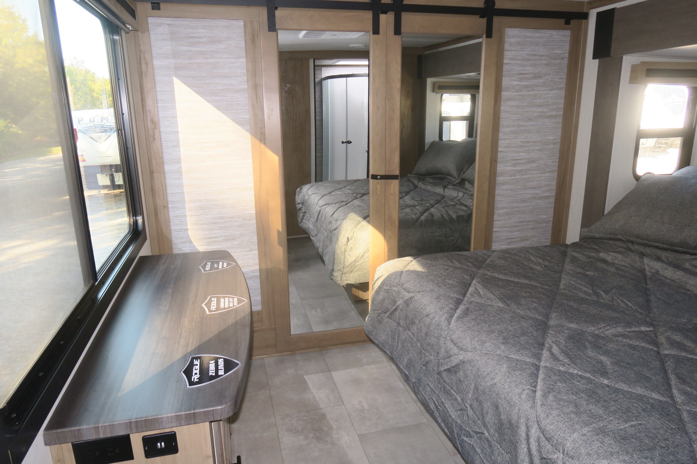 NEW 2024 VENGEANCE ROGUE ARMORED 373BS13 - Overview | Berryland Campers