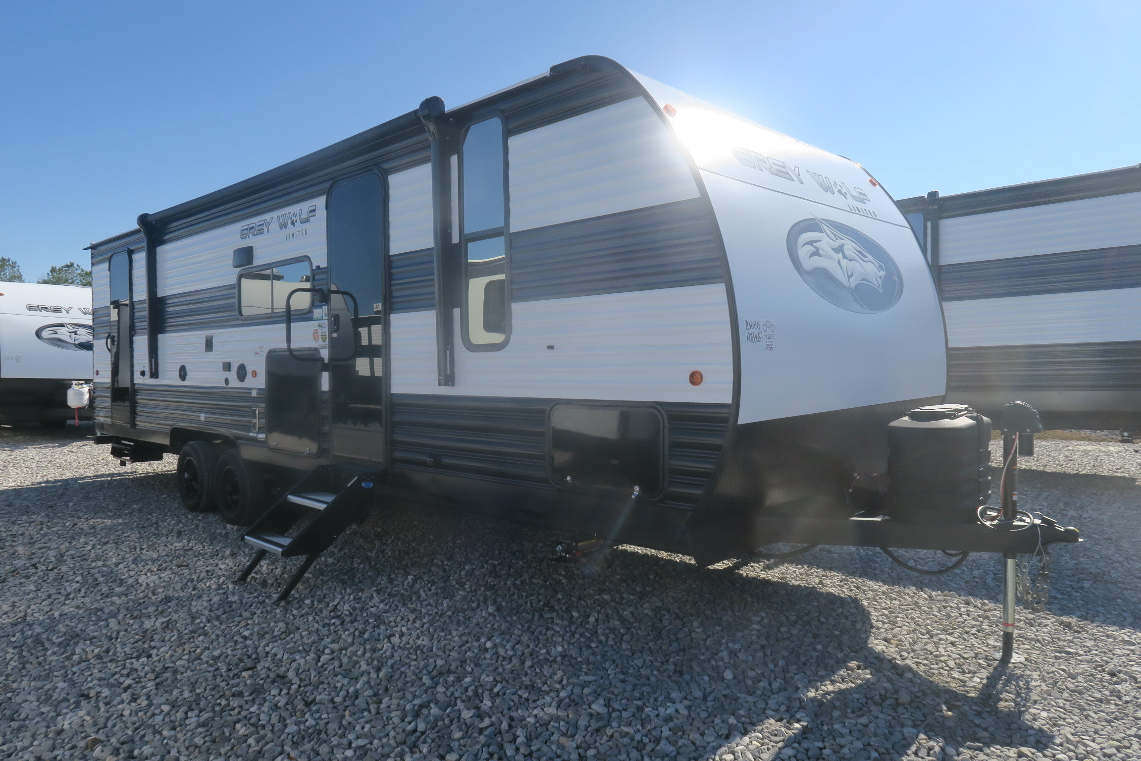 NEW 2024 CHEROKEE GREY WOLF 26DBH - Overview | Berryland Campers
