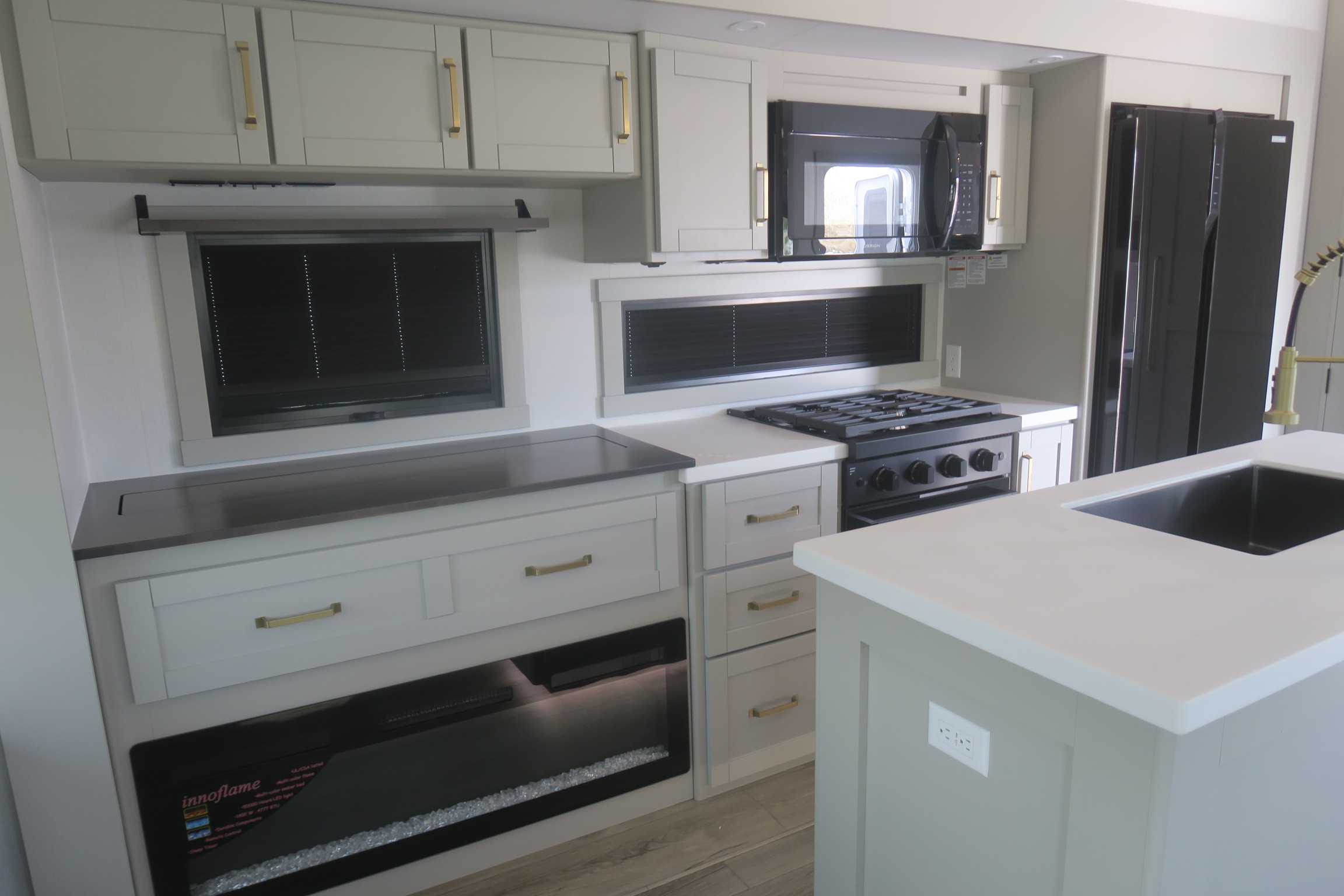 NEW 2024 BRINKLEY MODEL Z 3610 - Overview | Berryland Campers