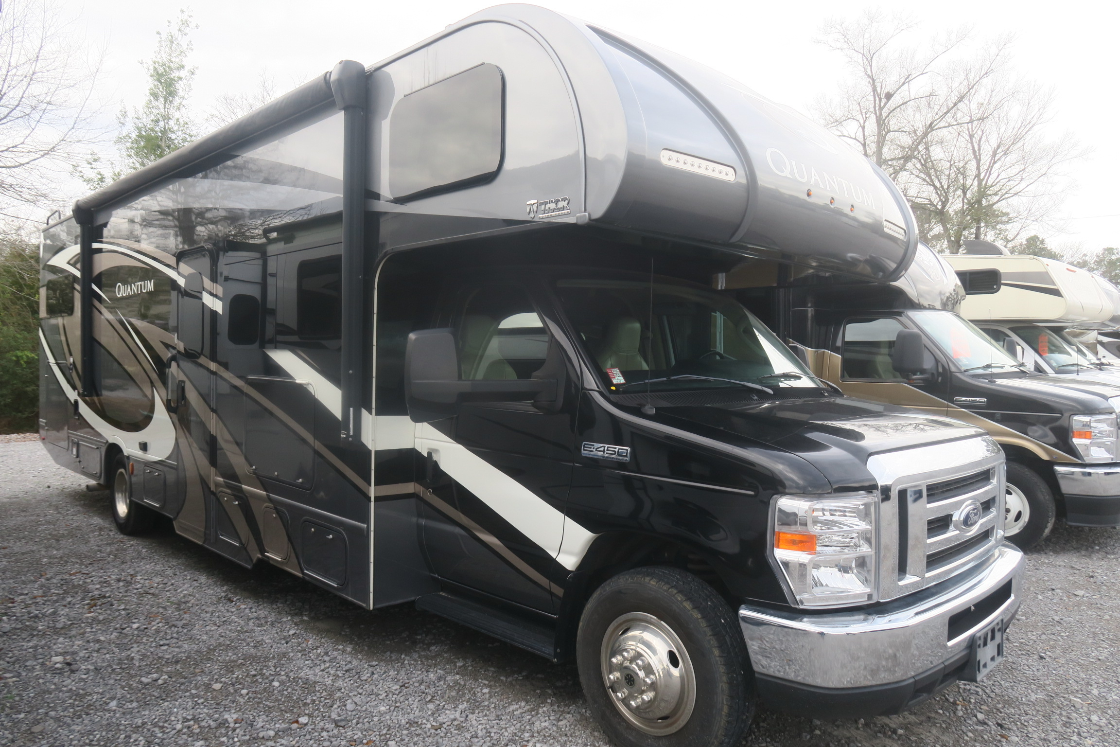 USED 2019 QUANTUM WS31 - Overview | Berryland Campers