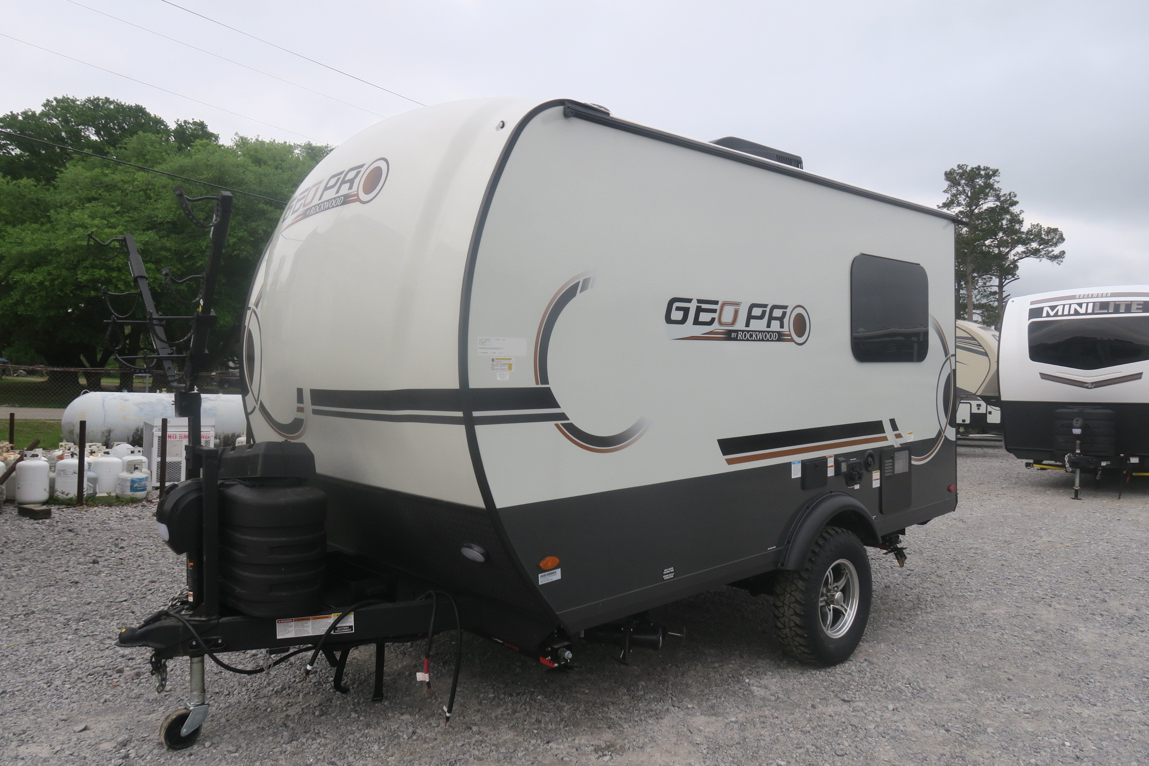 NEW 2024 ROCKWOOD GEO PRO 15TB - Overview | Berryland Campers