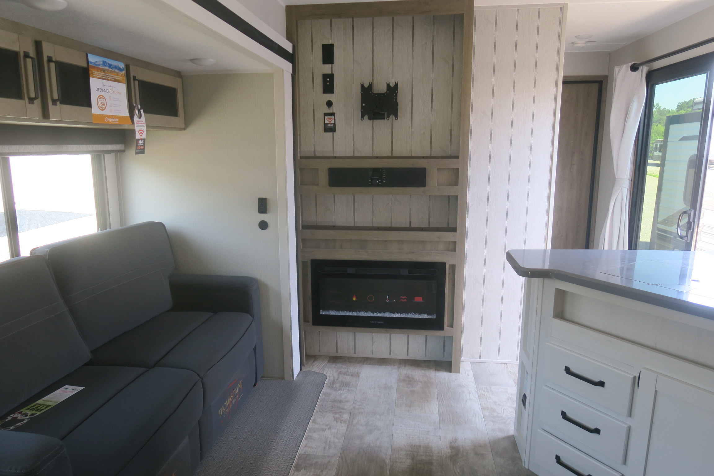 NEW 2024 PUMA DESTINATION 39PQB - Overview | Berryland Campers