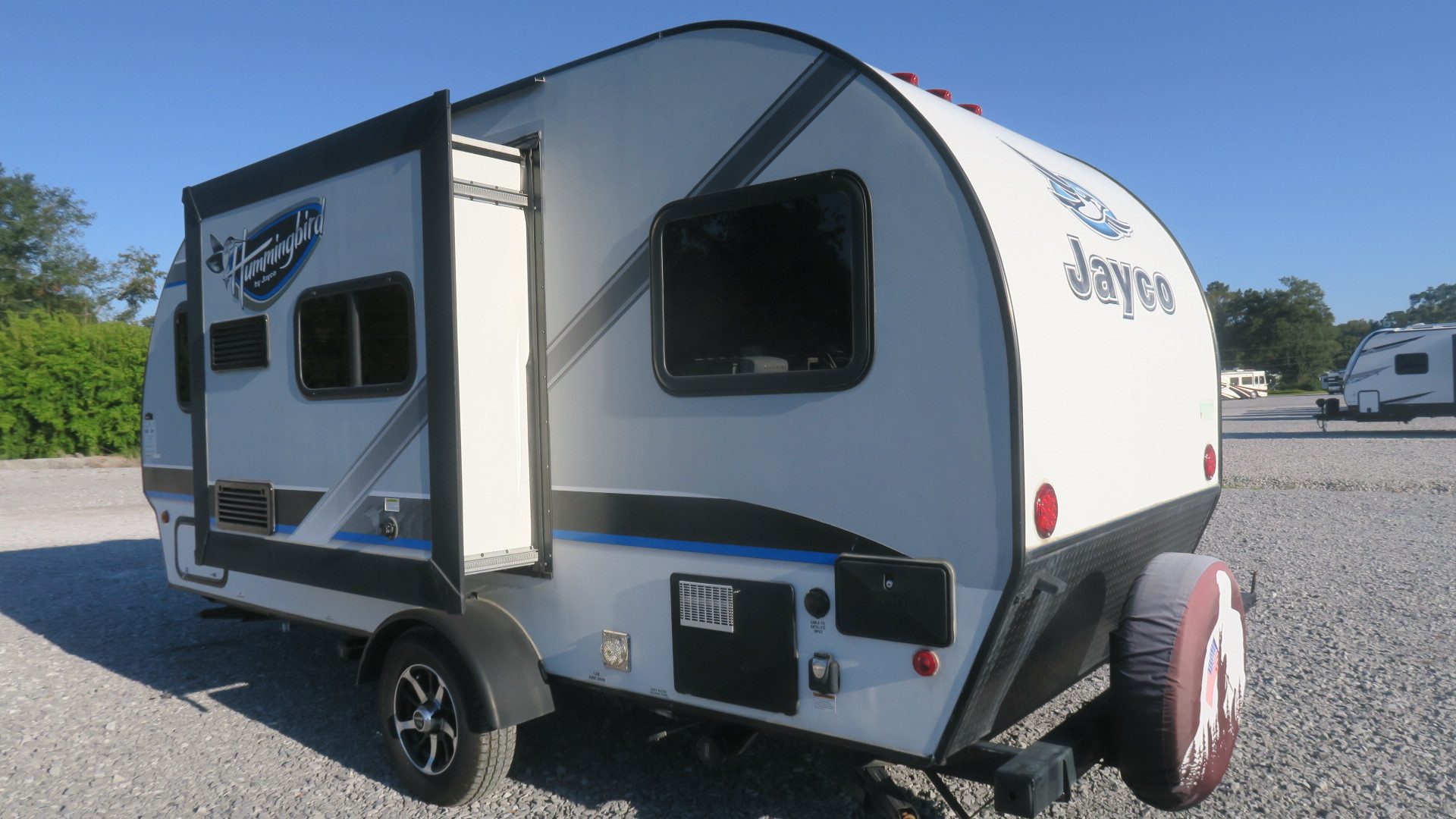 USED 2017 HUMMINGBIRD 17FD - Overview | Berryland Campers