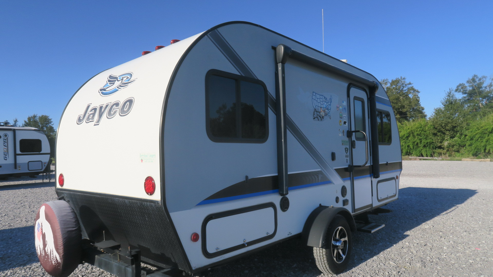 USED 2017 HUMMINGBIRD 17FD - Overview | Berryland Campers