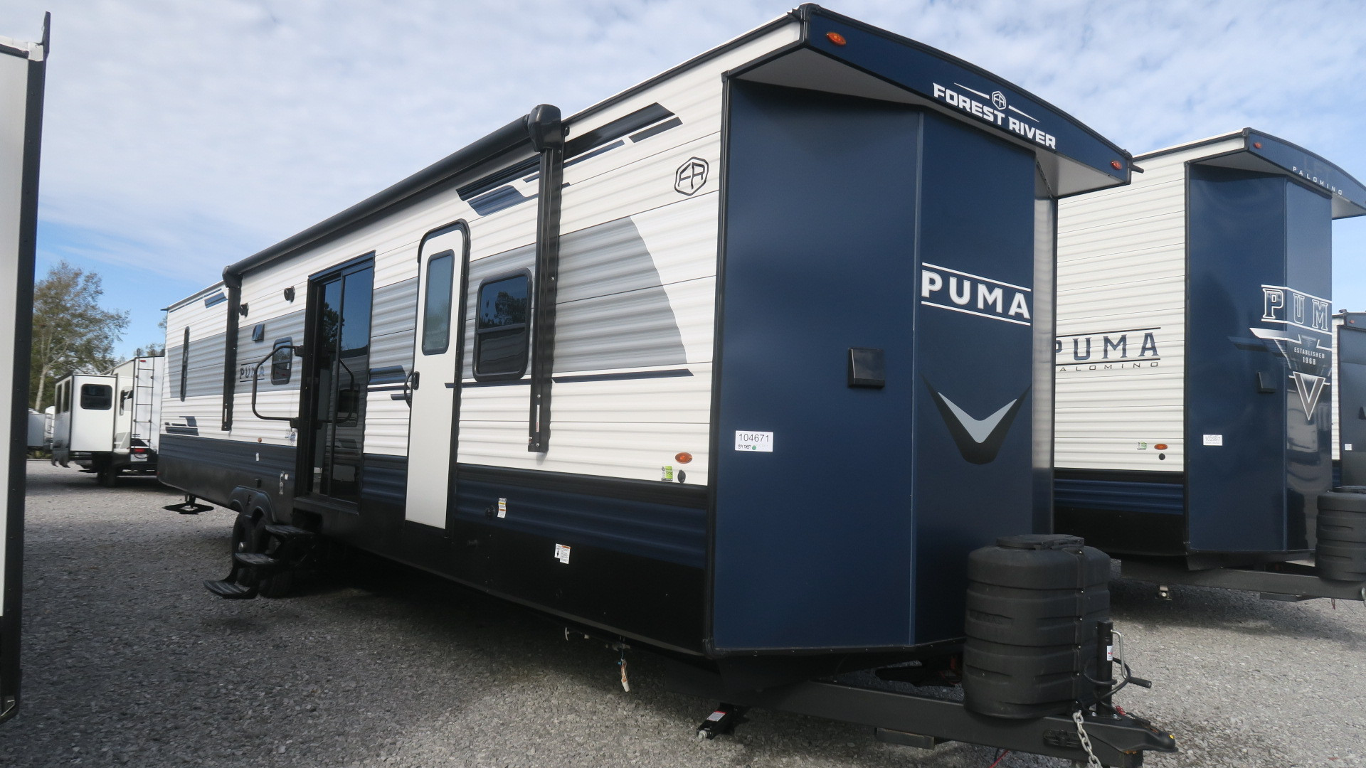 NEW 2025 PUMA DESTINATION 39DBT - Overview | Berryland Campers