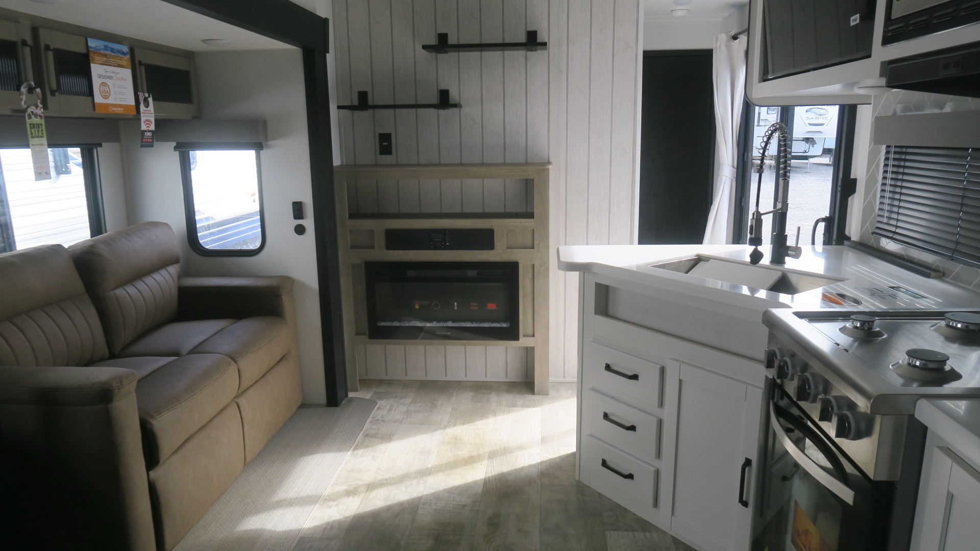 NEW 2025 PUMA DESTINATION 39DBT - Overview | Berryland Campers