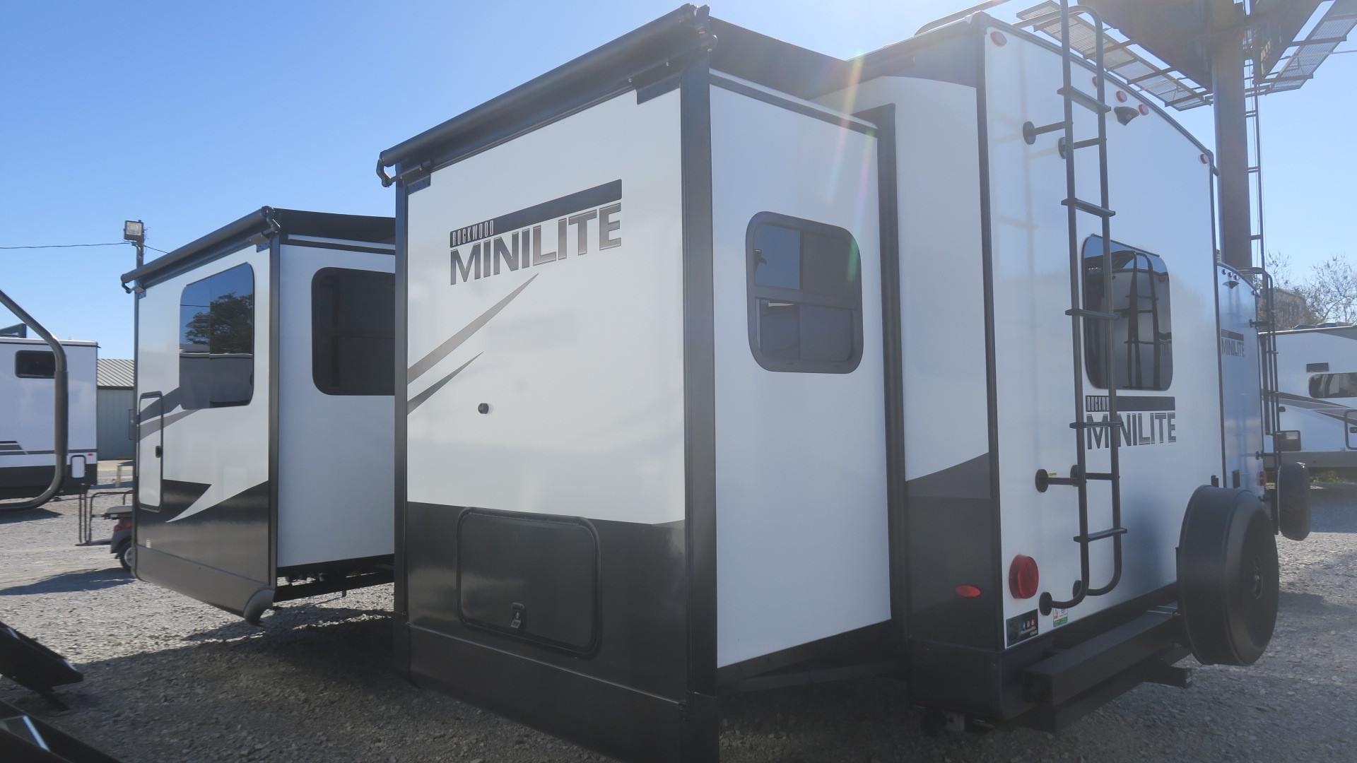 Rockwood Ultra Lite 2516s Length