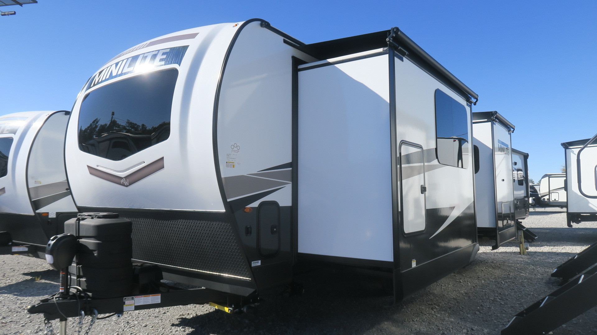 Rockwood Ultra Lite 2516s Length