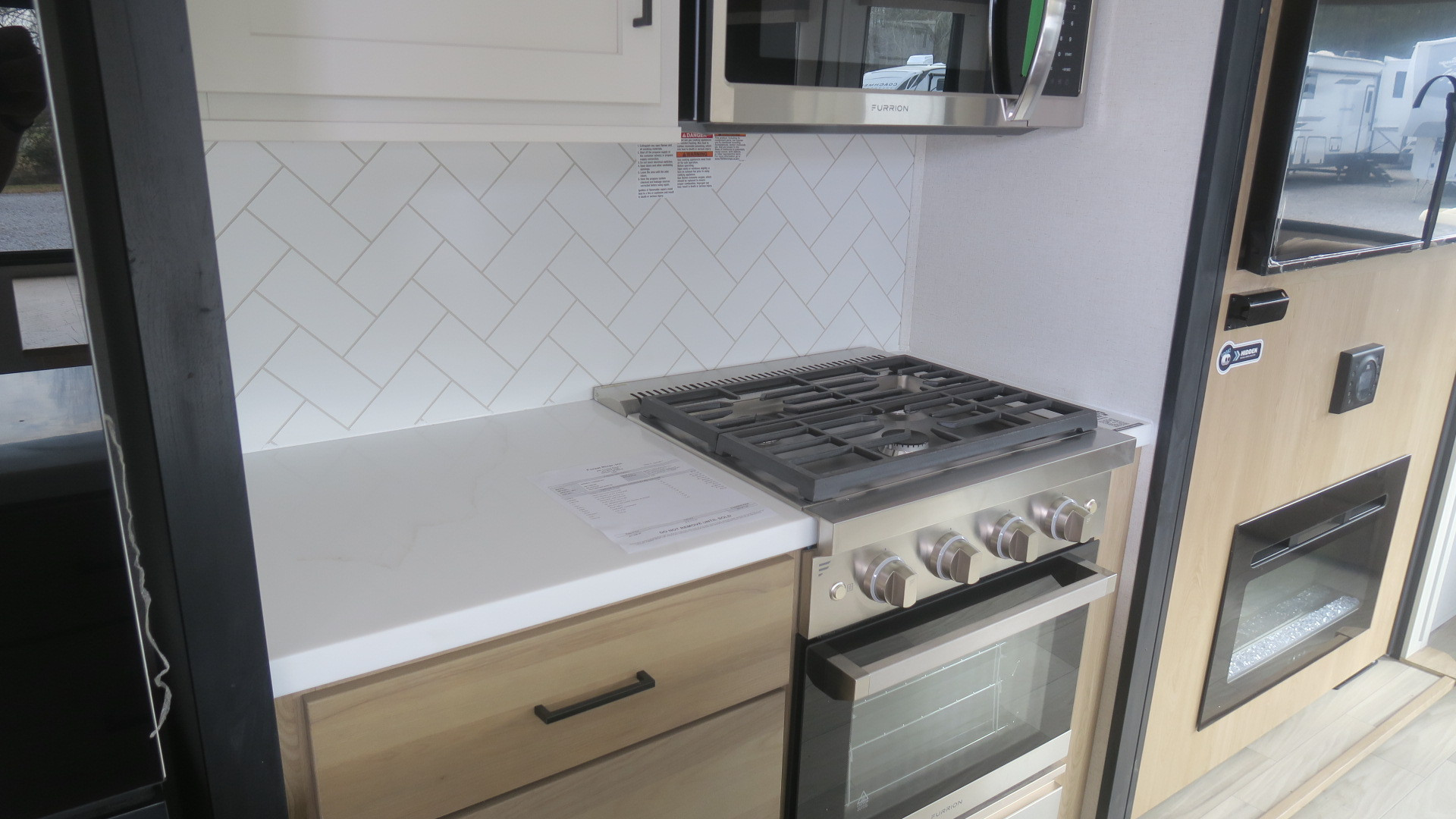 NEW 2025 SIERRA DESTINATION 388JW - Overview | Berryland Campers