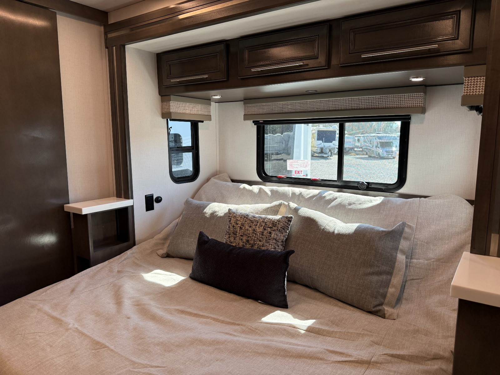 NEW 2025 GEORGETOWN 7 SERIES GT7 36K7 - Overview | Berryland Campers