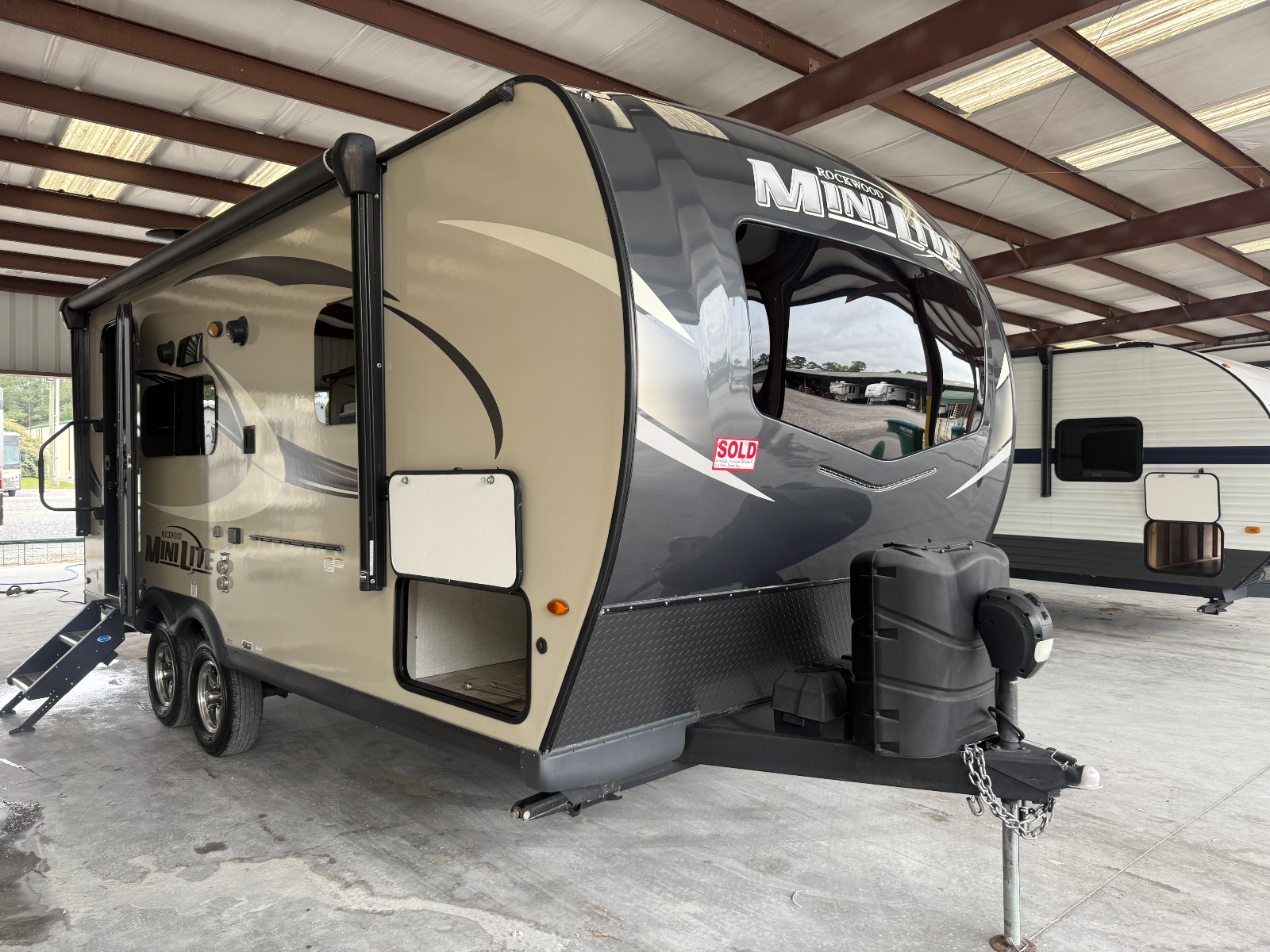 USED 2021 ROCKWOOD MINI LITE 2109S - Overview | Berryland Campers