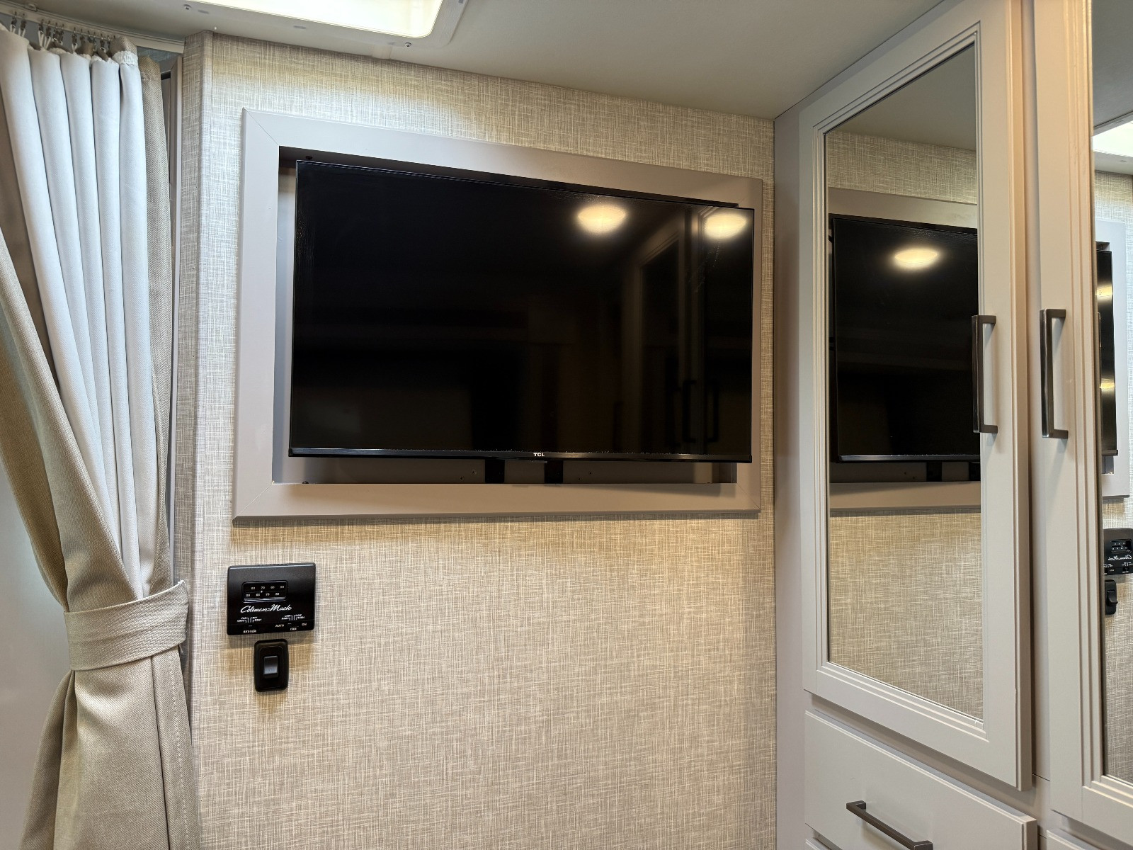 USED 2022 QUANTUM LC27 - Overview | Berryland Campers