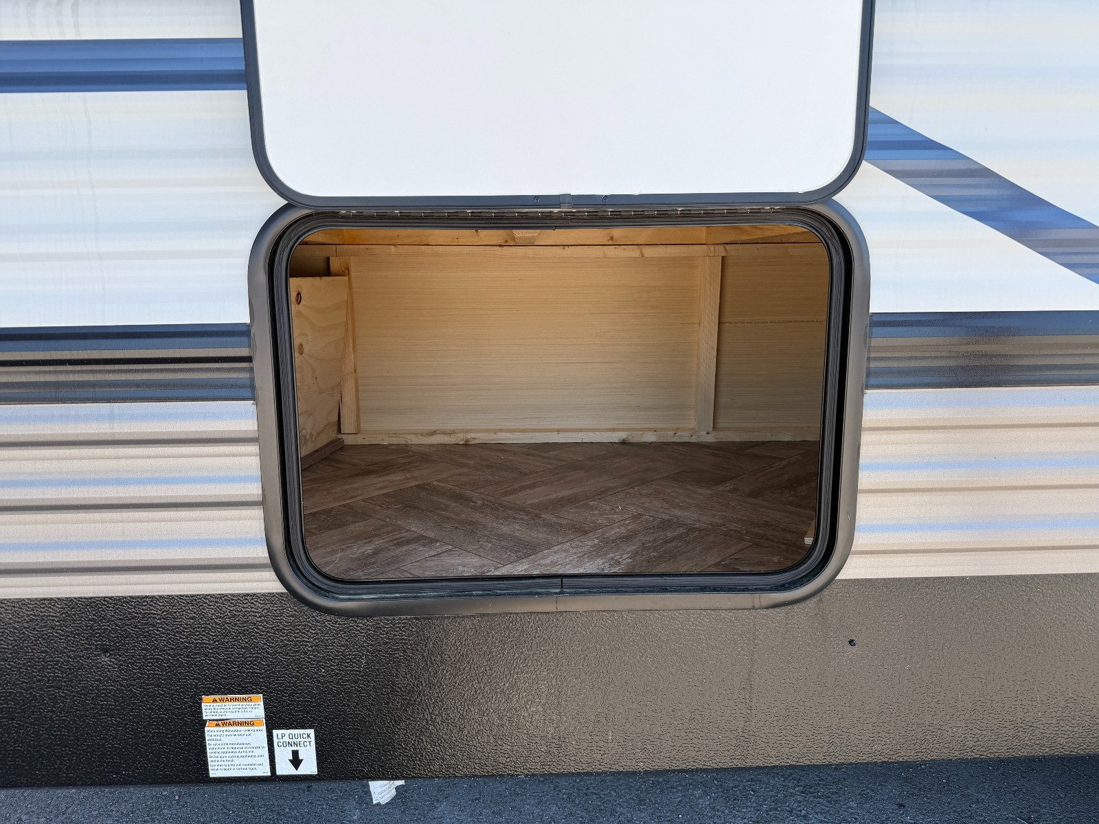 USED 2024 PUMA 22FKC - Overview | Berryland Campers
