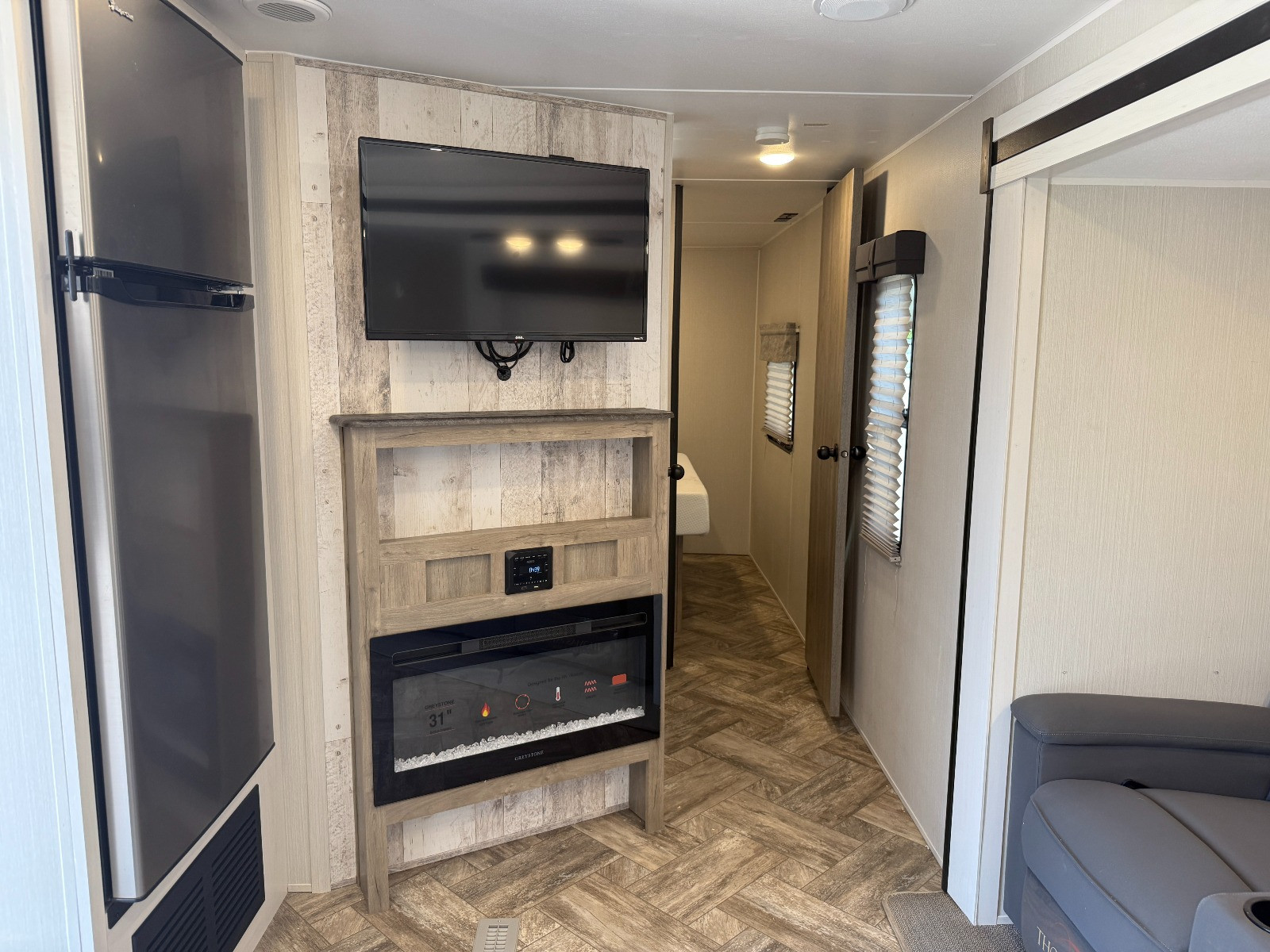 USED 2024 PUMA 22FKC - Overview | Berryland Campers