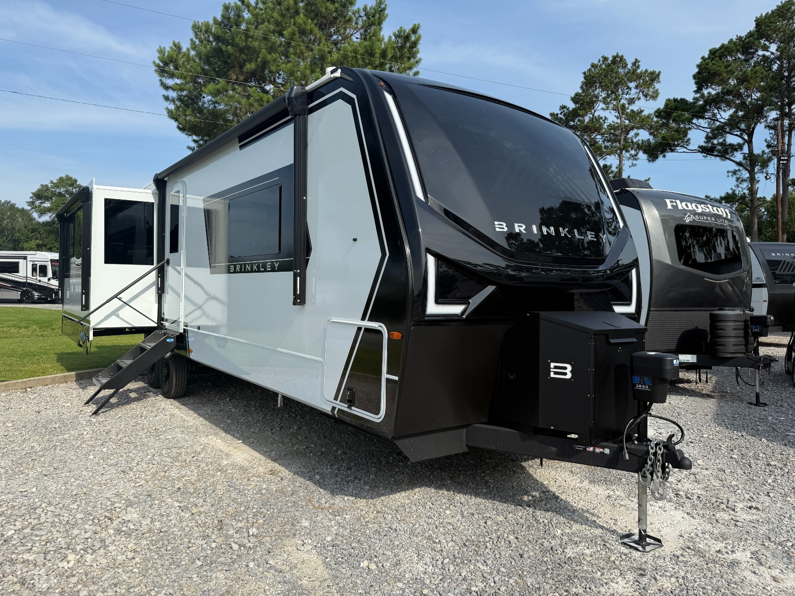 NEW 2026 BRINKLEY MODEL Z 310 AIR - Overview | Berryland Campers