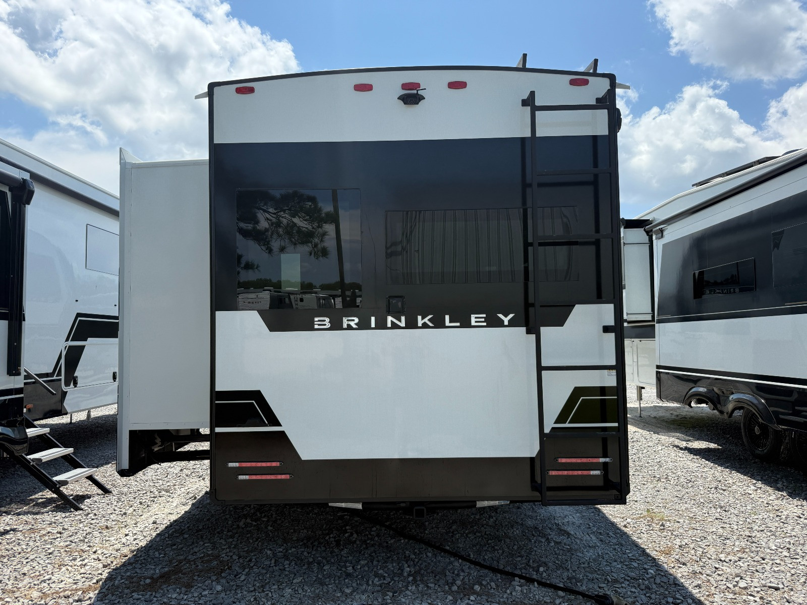 NEW 2026 BRINKLEY MODEL Z 2680 - Overview | Berryland Campers