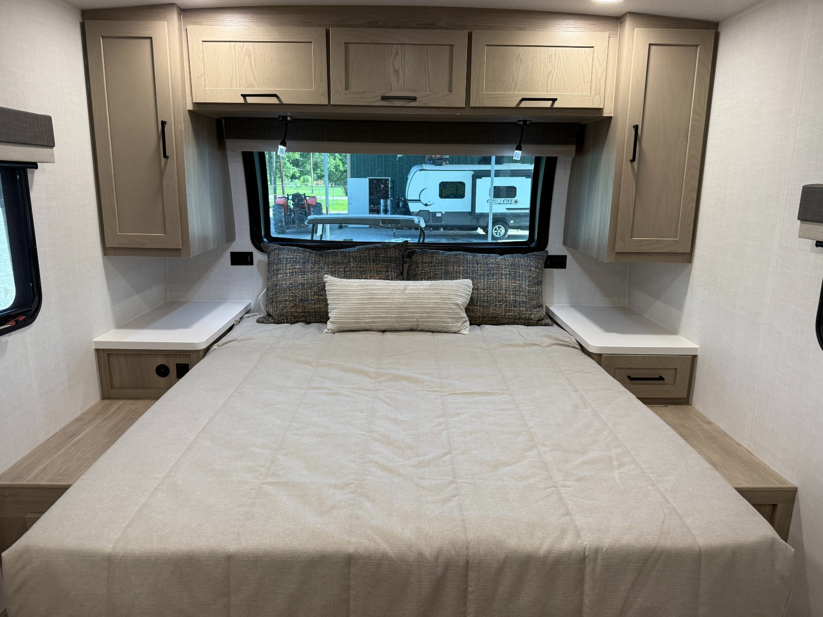 NEW 2026 ROCKWOOD MINI LITE 2109S - Overview | Berryland Campers