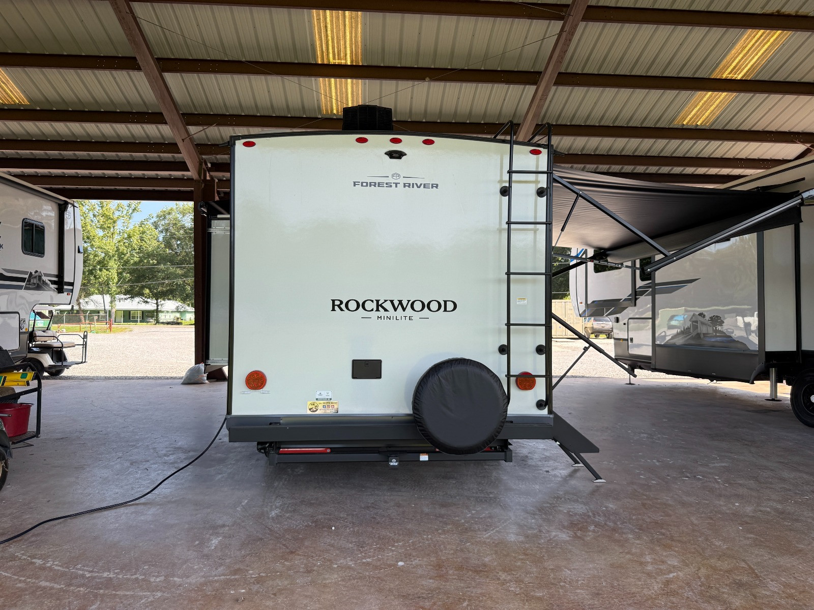 NEW 2026 ROCKWOOD MINI LITE 2109S - Overview | Berryland Campers