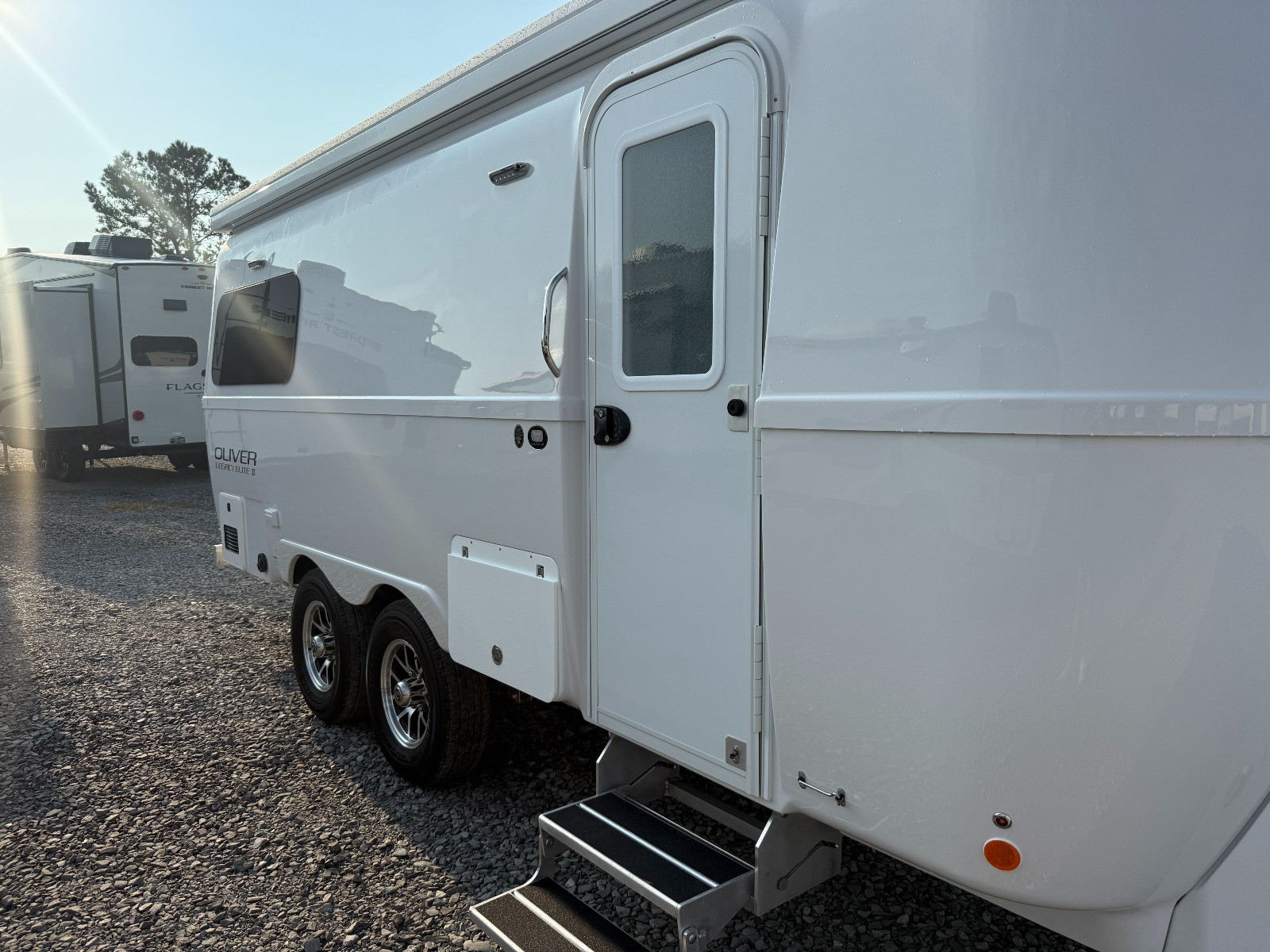 NEW 2026 OLIVER LEGACY ELITE II - Overview | Berryland Campers