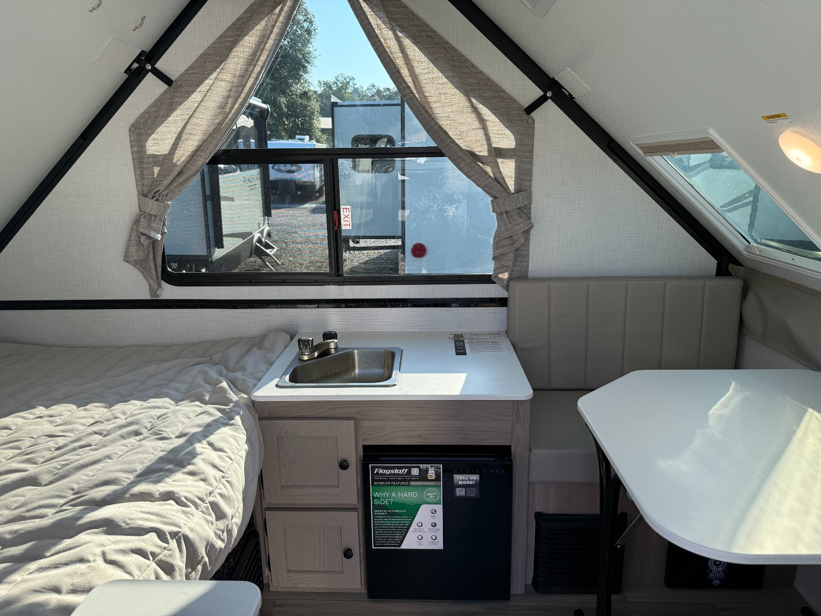 NEW 2025 FLAGSTAFF 10RB - Overview | Berryland Campers