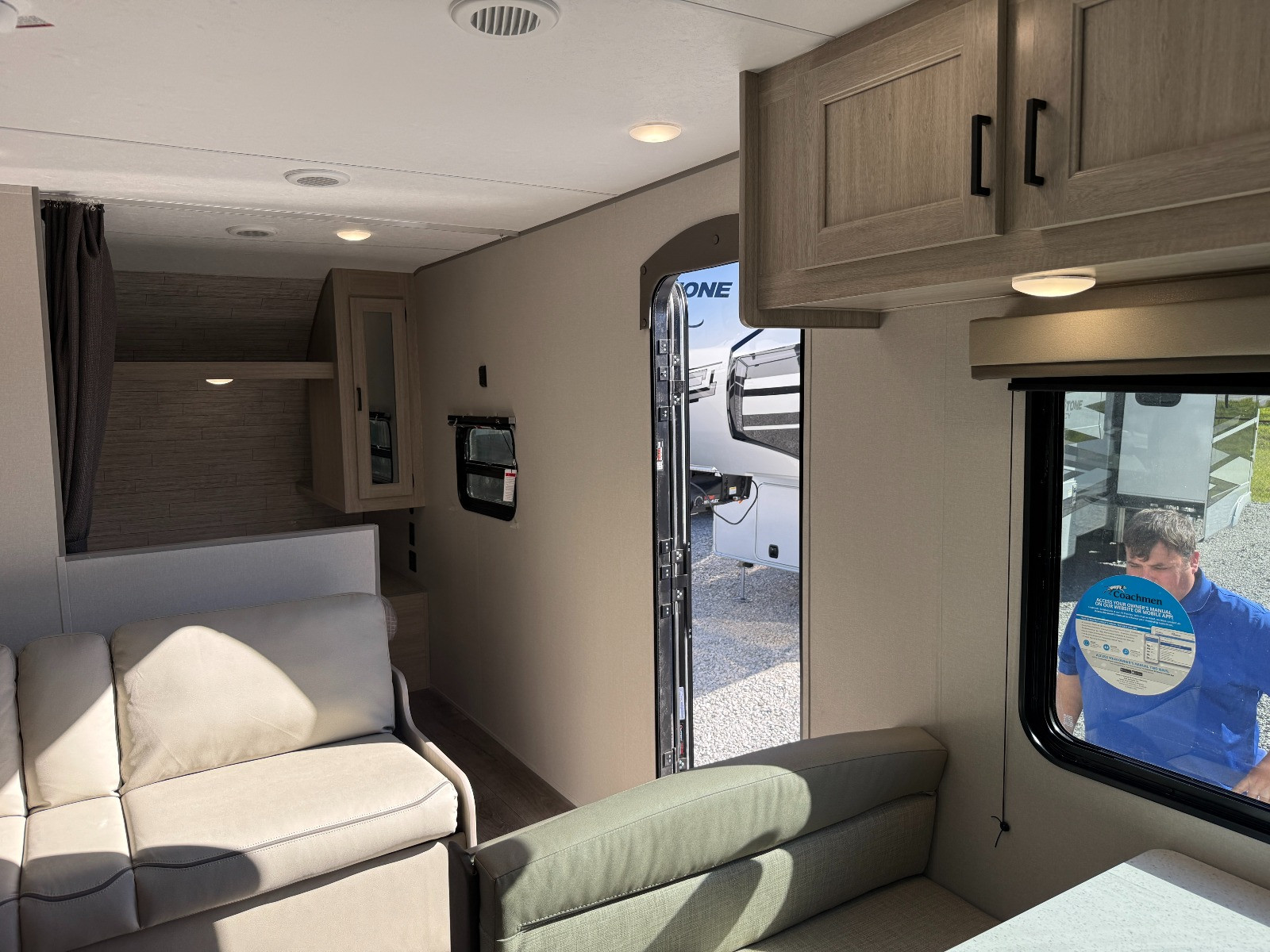 NEW 2026 CATALINA SUMMIT 261BH - Overview | Berryland Campers