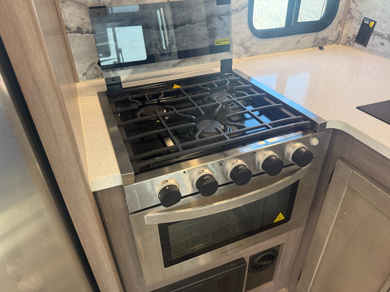 USED 2022 SUNSET TRAIL 253RB - Overview | Berryland Campers