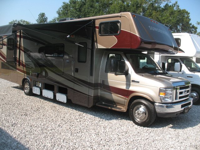 NEW 2012 FOREST RIVER SUNSEEKER 3010DS - Overview | Berryland Campers